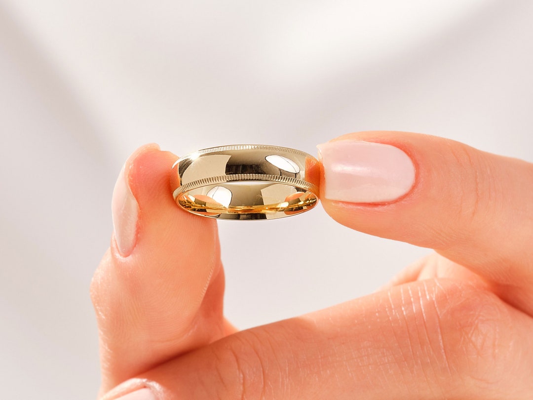 Solid 18k Yellow Gold Milgrain Wedding Band • Polished Comfort Fit ...