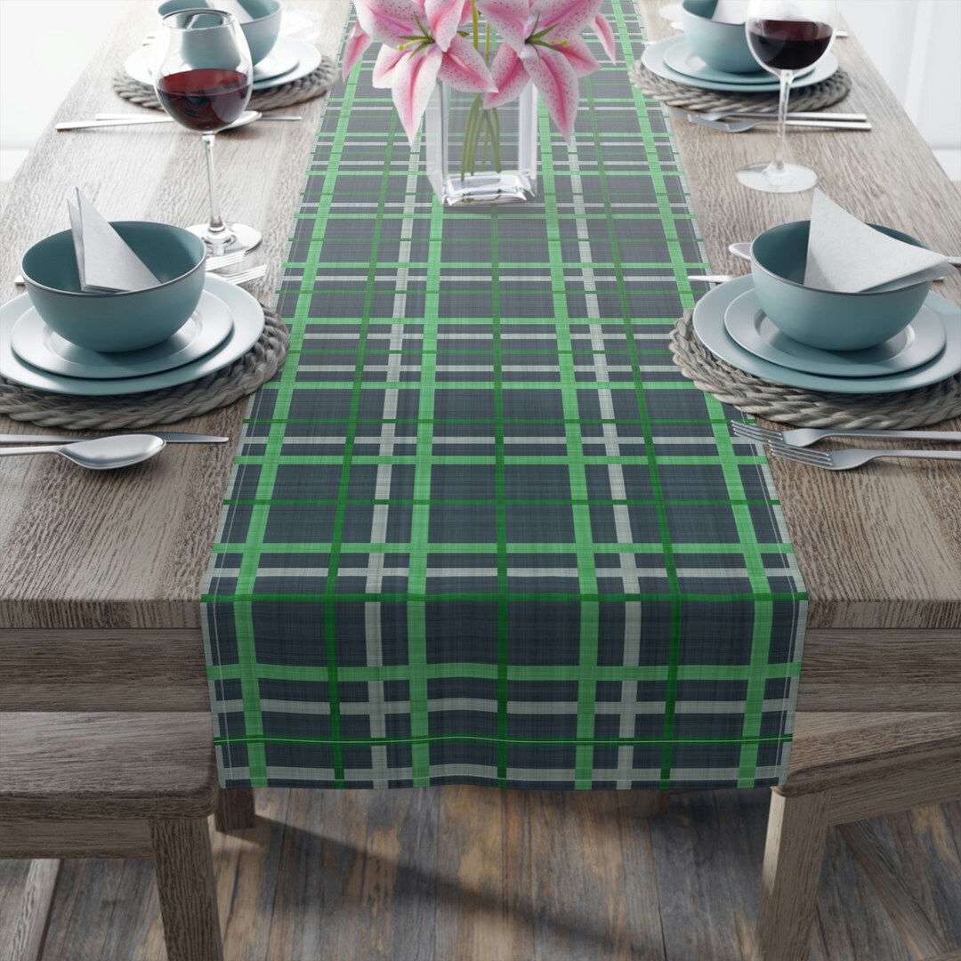 Green Plaid Table Runner, Farmhouse Table Runner, Spring Dining Table ...