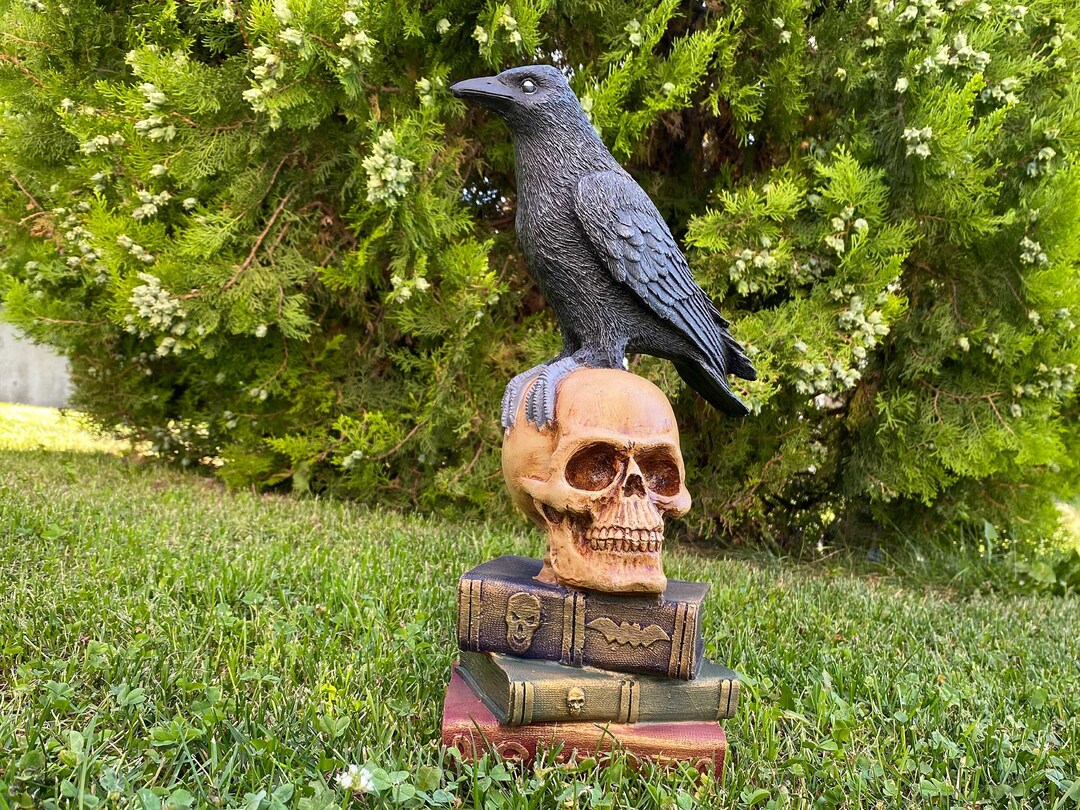 Sculptures of Raven and Skull Statues for Home and Office - Etsy