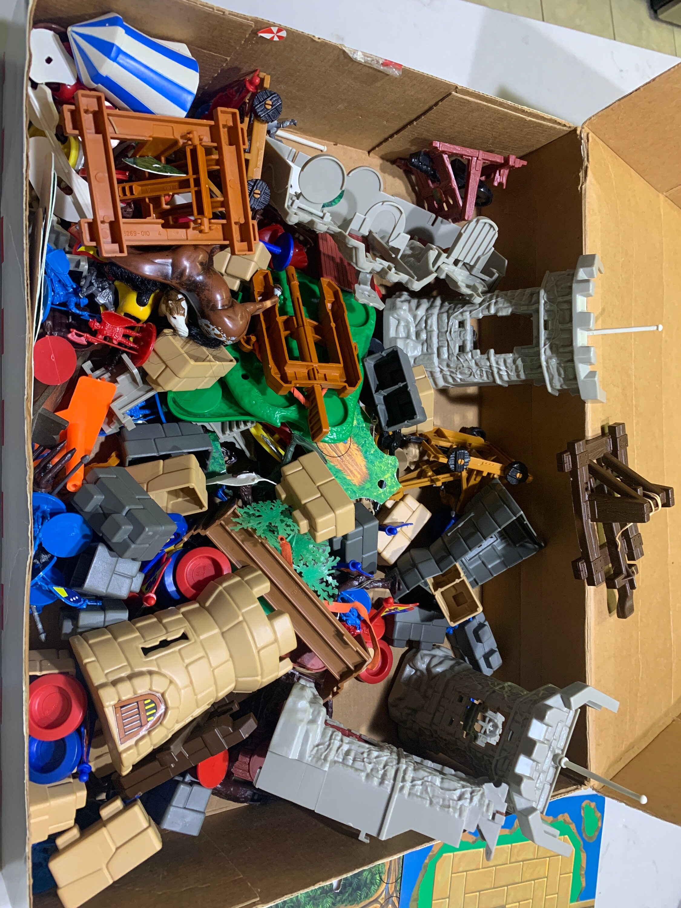 Weapons & Warriors Castle Seige Game, Pressman, 1995 - Etsy