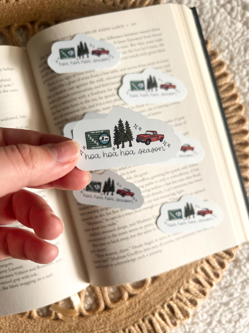 Hoa Hoa Hoa Season Sticker | Fall Vibes Sticker | Cozy Reading | Vinyl ...