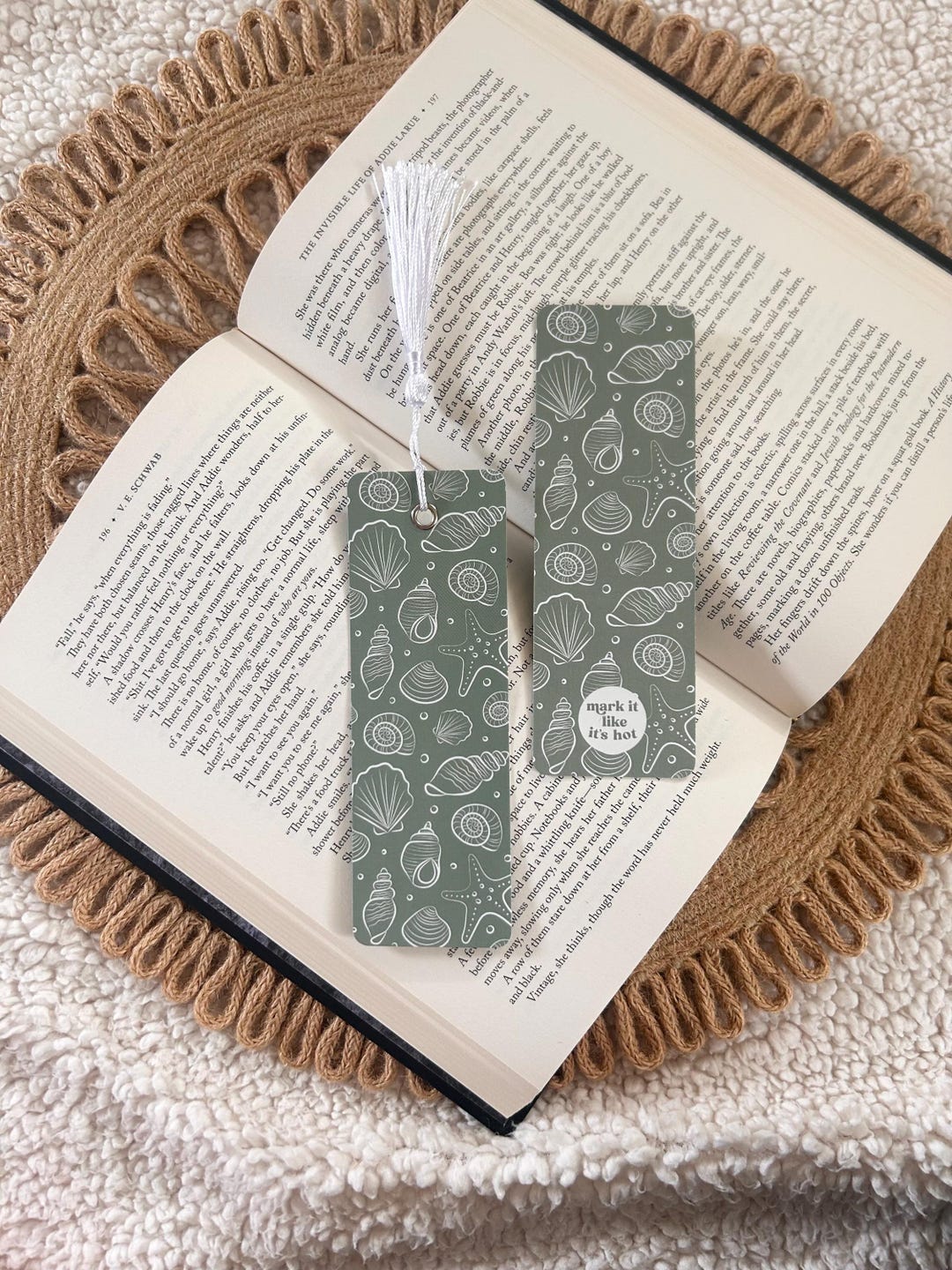 Sea Shells Bookmark | Outlined Shells | Double-sided | Bookmark - Etsy