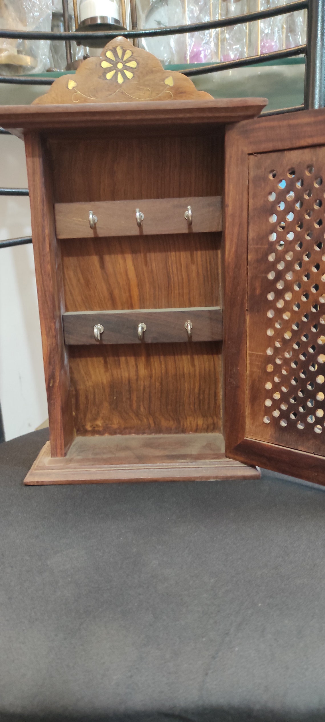 Wooden Key Box Mount Cute and Rustic Decorative Key Cabinet - Etsy UK