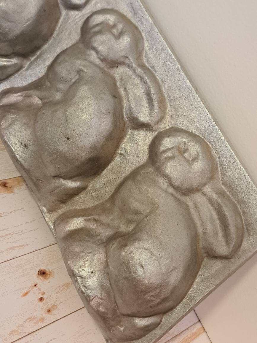 Vintage 3D, 3 Rabbit/bunny Mold, 2 Piece, Heavy Cast Aluminum - Etsy