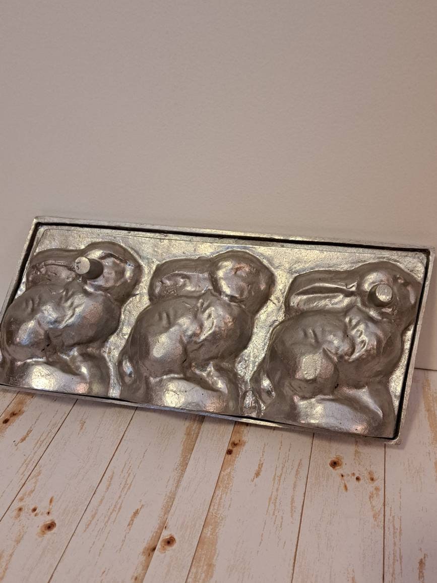 Vintage 3D, 3 Rabbit/bunny Mold, 2 Piece, Heavy Cast Aluminum - Etsy