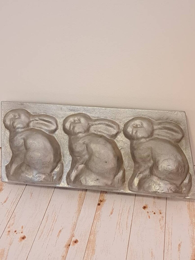 Vintage 3D, 3 Rabbit/bunny Mold, 2 Piece, Heavy Cast Aluminum - Etsy