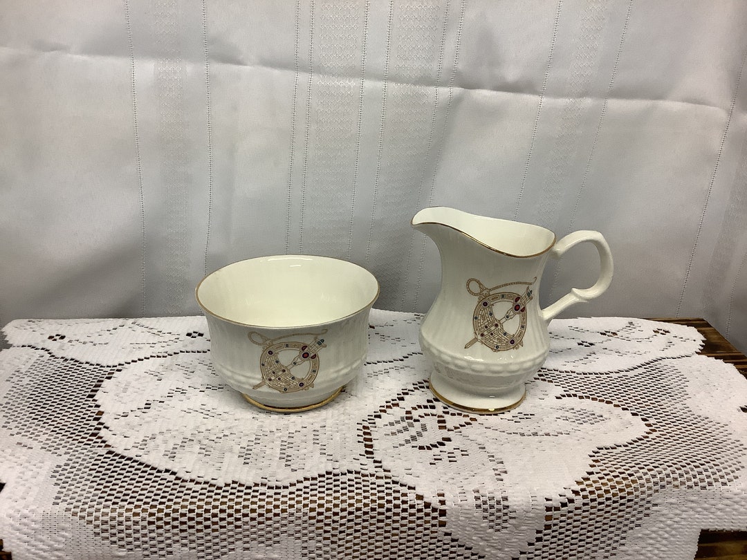 Vintage Royal Tara Bone China. Tara Brooch Ribbed Sugar and Creamer Set ...