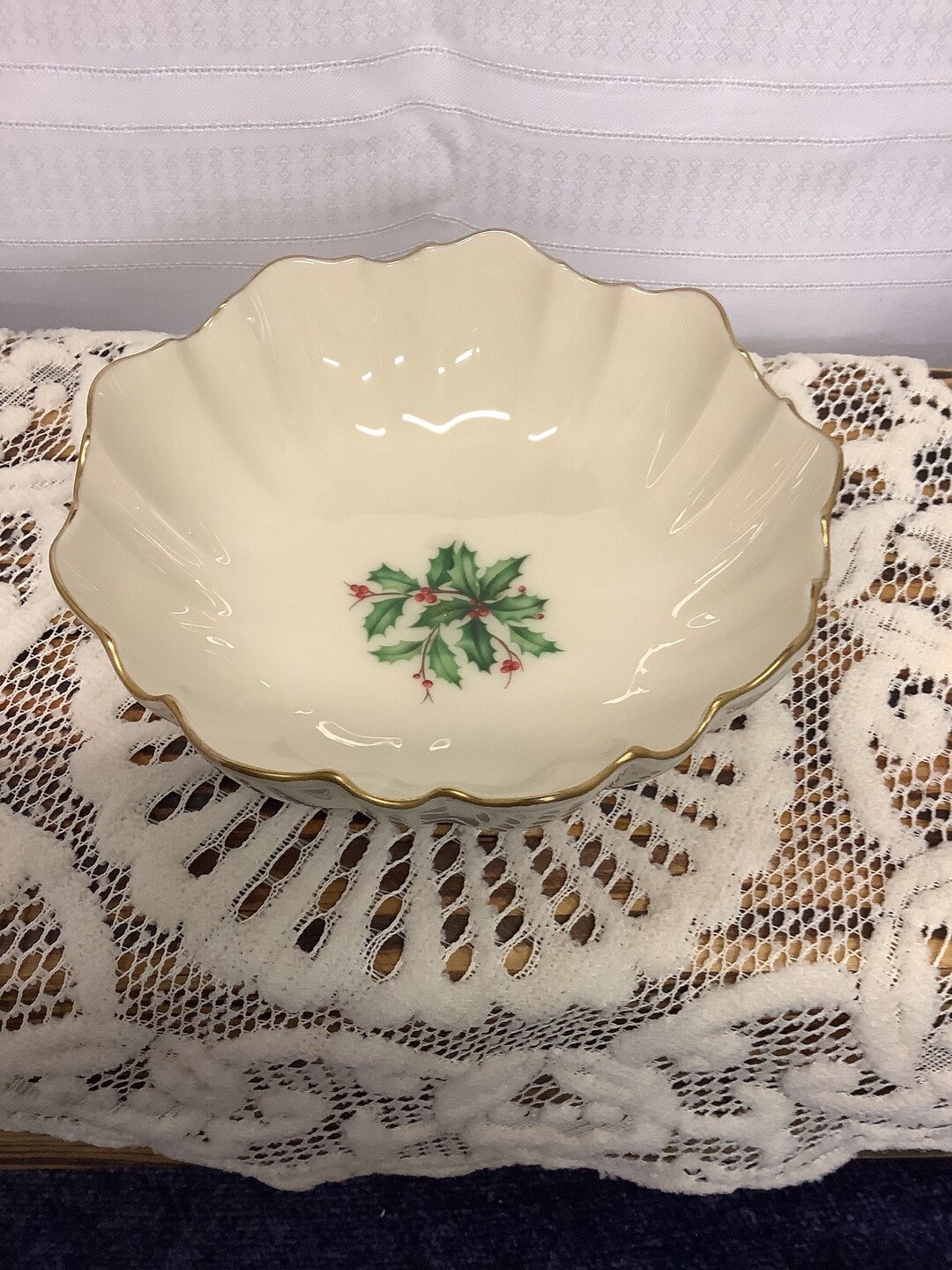 Vintage Lenox Special Holly and Berry Ivory Bowl With Gold - Etsy