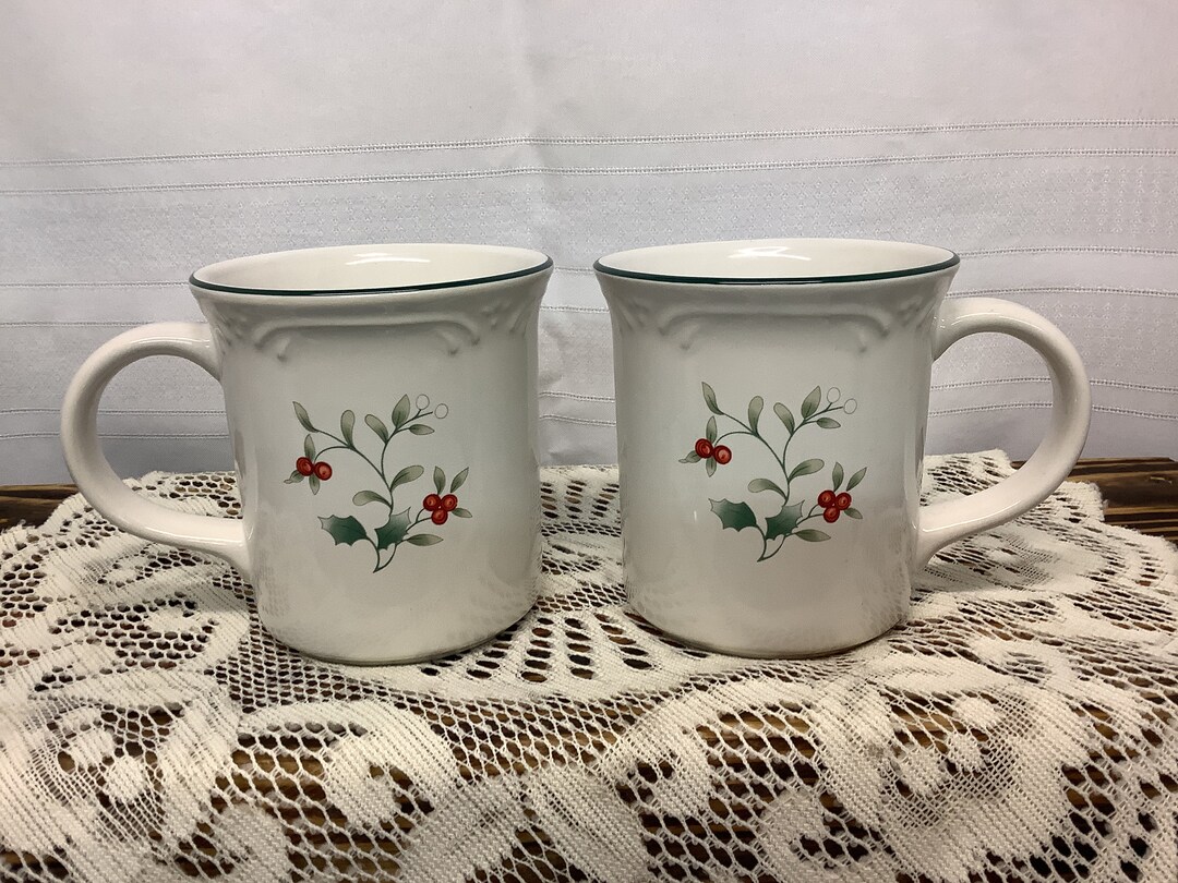 Pfaltzgraff Winterberry Coffee/ Tea Cups. Set of 2. - Etsy