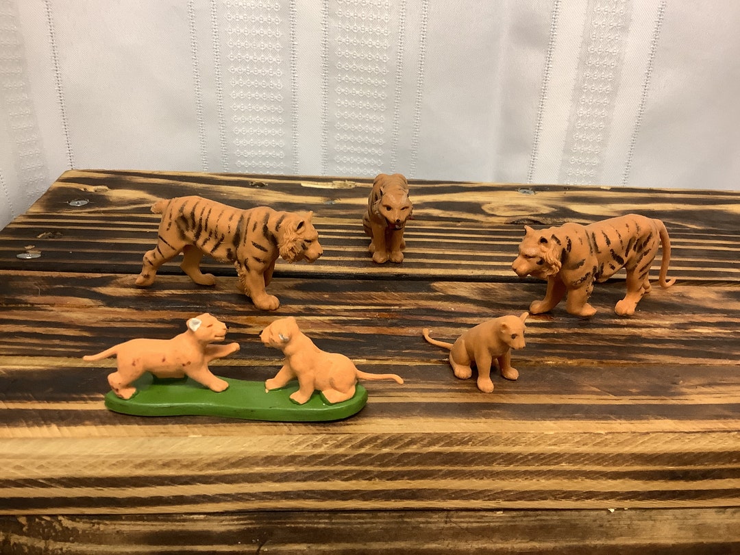 Vintage Britains Plastic 5pc Tiger Figurine Set-britains Safari Tigers ...