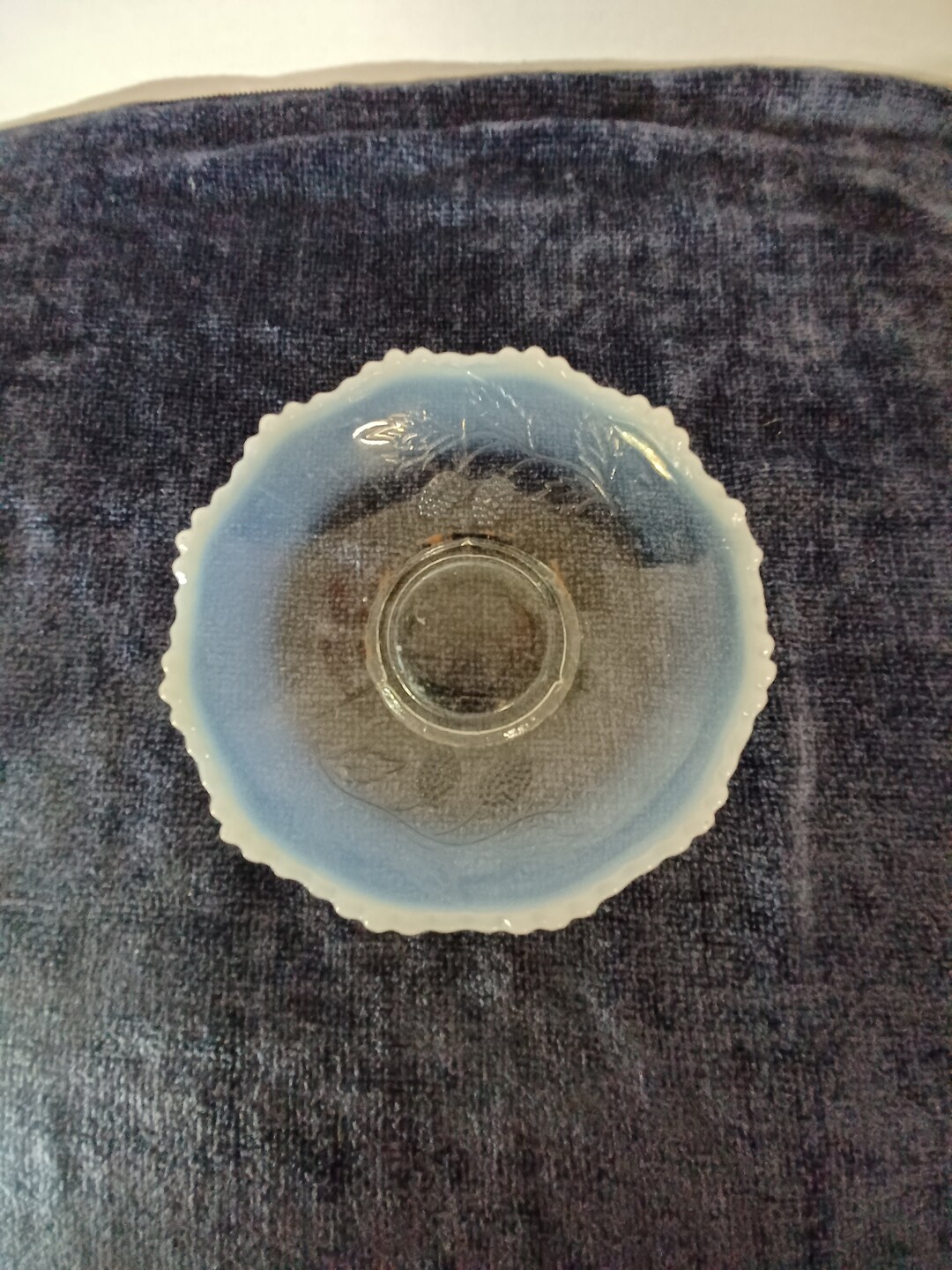 Vintage Fenton Hobnail Moonstone Opalescent. Ruffled Bowl/ruffled ...