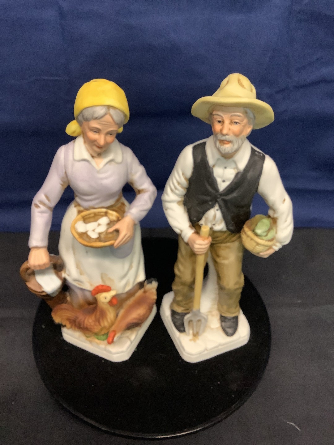 Vintage Porcelain Couple Collecting Eggs & Vegetables-figurine Set - Etsy