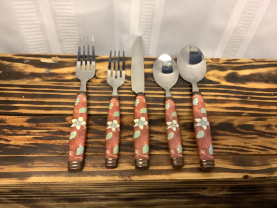 Pfaltzgraff Flatware Set. Mission Flower. 5 Pc Flatware Set. Silverware ...