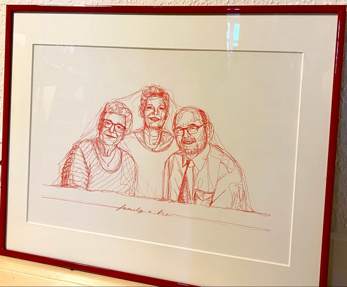 CUSTOM One-line FAMILY PORTRAIT Made From Photos, With Writing or Heart ...