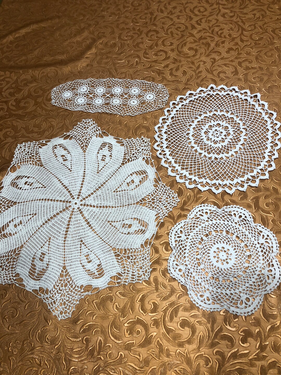 Four Vintage Handmade Doilies - Etsy