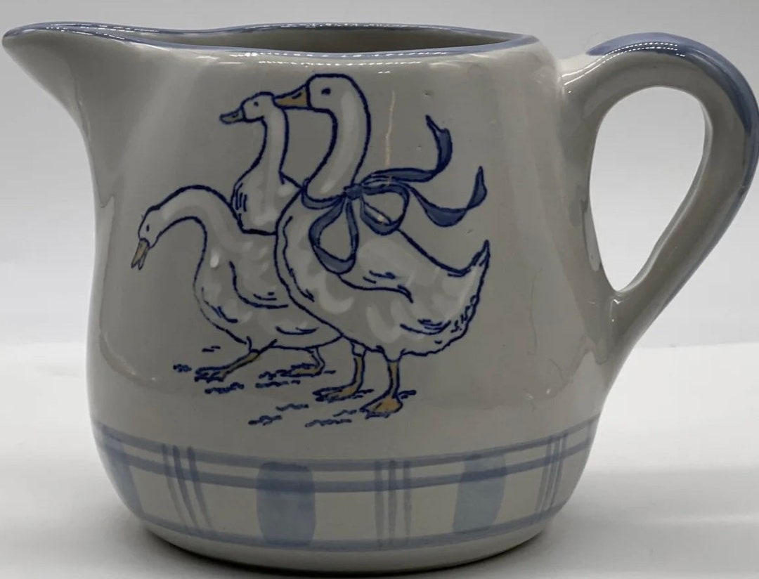 Louisville Stoneware Gaggle of Geese Goose Pitcher Made in USA Pottery ...