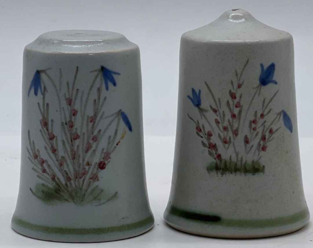 Vintage Buchan Thistleware Salt and Pepper Shakers Scotland Stoneware ...