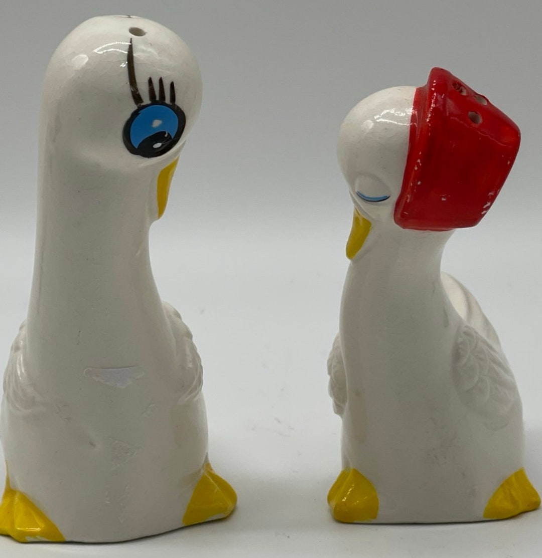 Vintage Japan Derpy Duck Couple Salt & Pepper Shakers Kitschy - Etsy