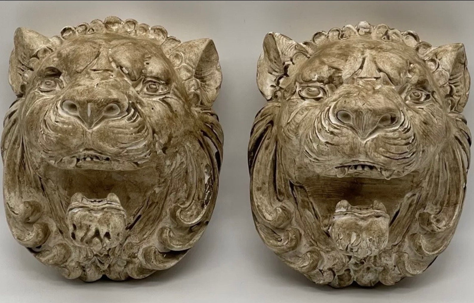 Roaring Lion Head Wall Sculpure Set of 2 Busts Towel Rack Holder Jungle ...