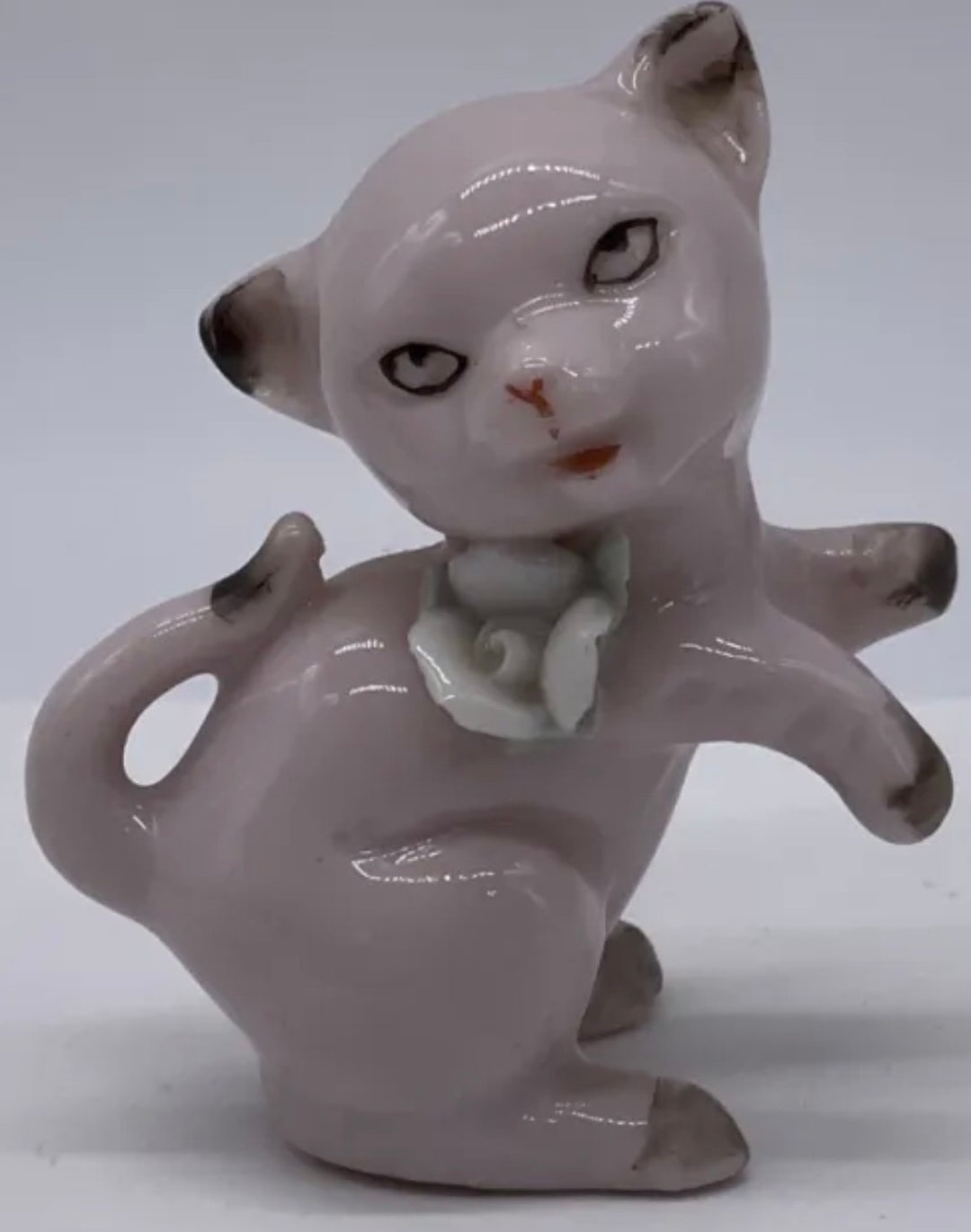 Vintage Japan Pink Cat Figurine With White Flower Playful Rearing ...