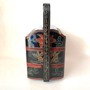 Antique Black Lacquerware Chinese Stacking Lunch Box Ceramic Top ...