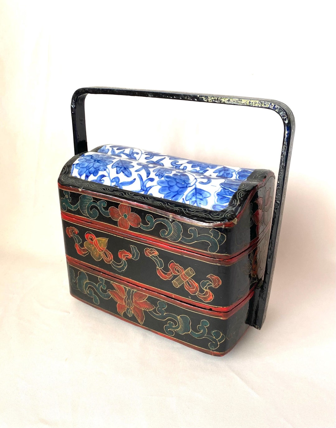 Antique Black Lacquerware Chinese Stacking Lunch Box Ceramic Top ...