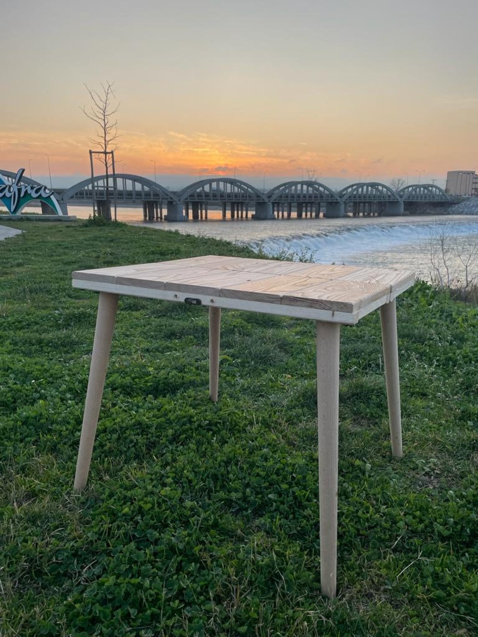 WOODEN PORTABLE TABLE - Etsy