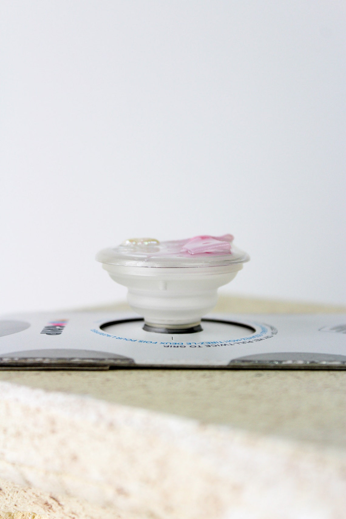 Pink Bow & Pearl Popsocket - Etsy
