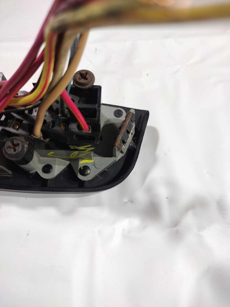 1992 1993 1994 1995 1996 Ford F-150 Bronco F-250 F-350 Passenger Power ...