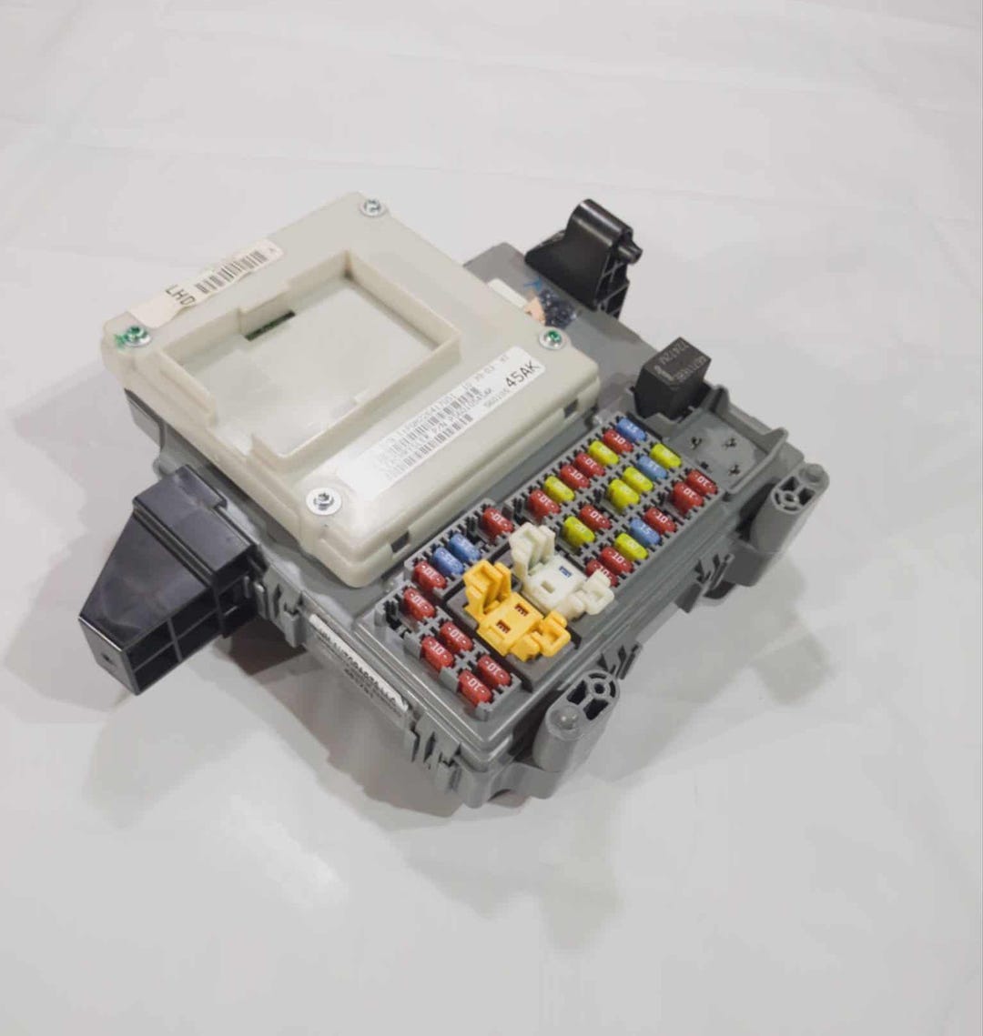 2005 05 Jeep Liberty Body Control Module BCM Interior Under Dash Fuse ...