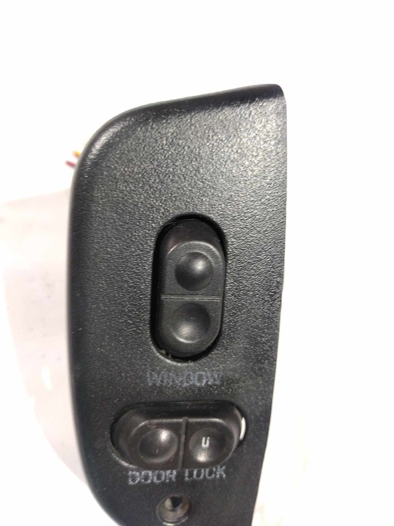 1992 1993 1994 1995 1996 Ford F-150 Bronco F-250 F-350 Passenger Power ...