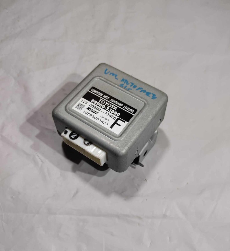 2002 2003 Lexus ES300 2004 ES330 Headlamp Leveling Module Unit 89960 ...