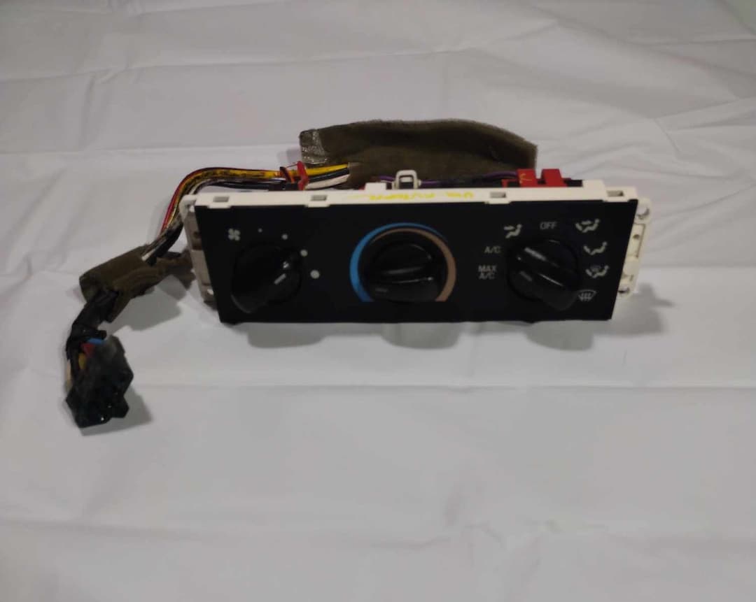 2003 2004 2005 Ford Ranger Climate Control Unit Module Temperature A/C ...
