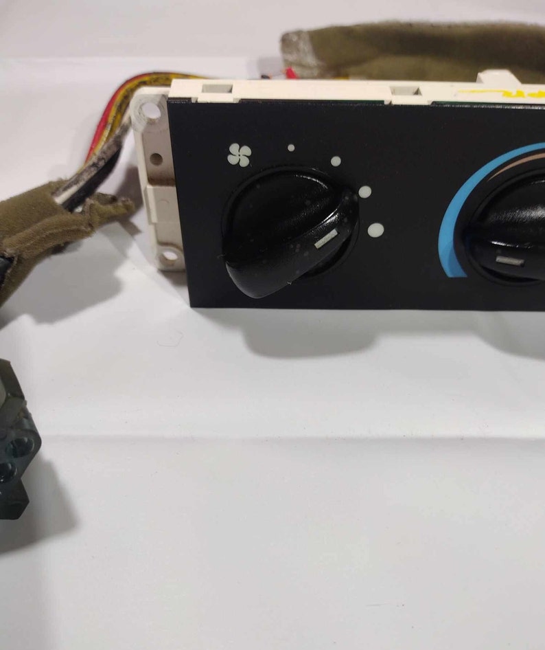 2003 2004 2005 Ford Ranger Climate Control Unit Module Temperature A/C ...