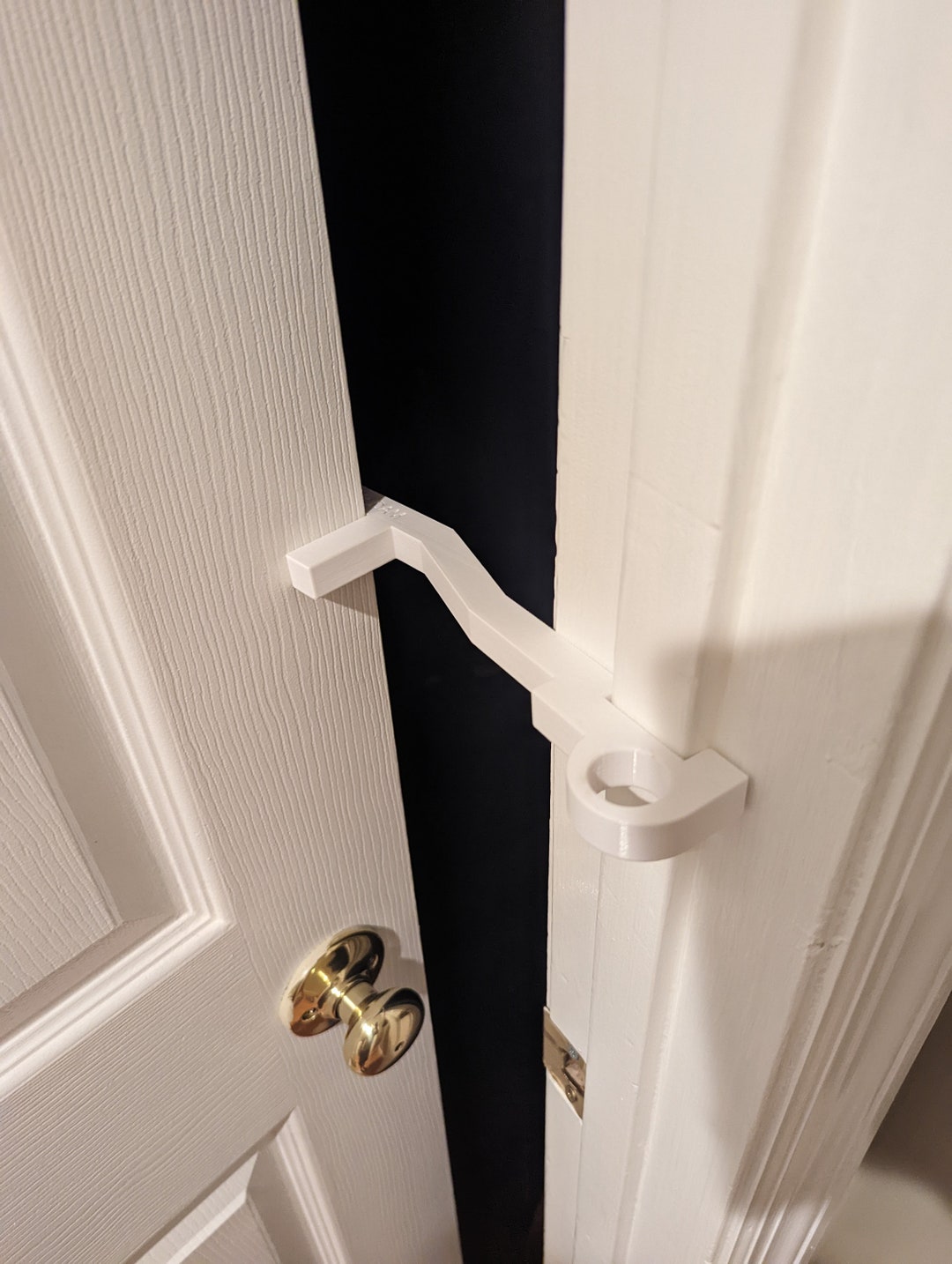 Door Dam - Allow Only Small Pets Into A Room With 4" Gap - FREE ...