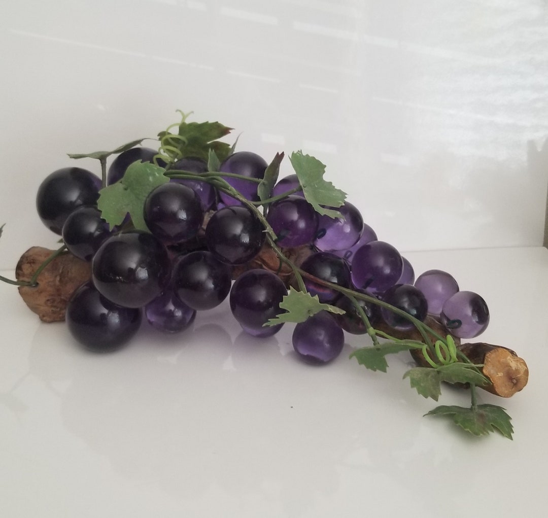 Large Vintage Purple LUCITE Grape Bunch 3sizes of Grapes on Driftwood ...