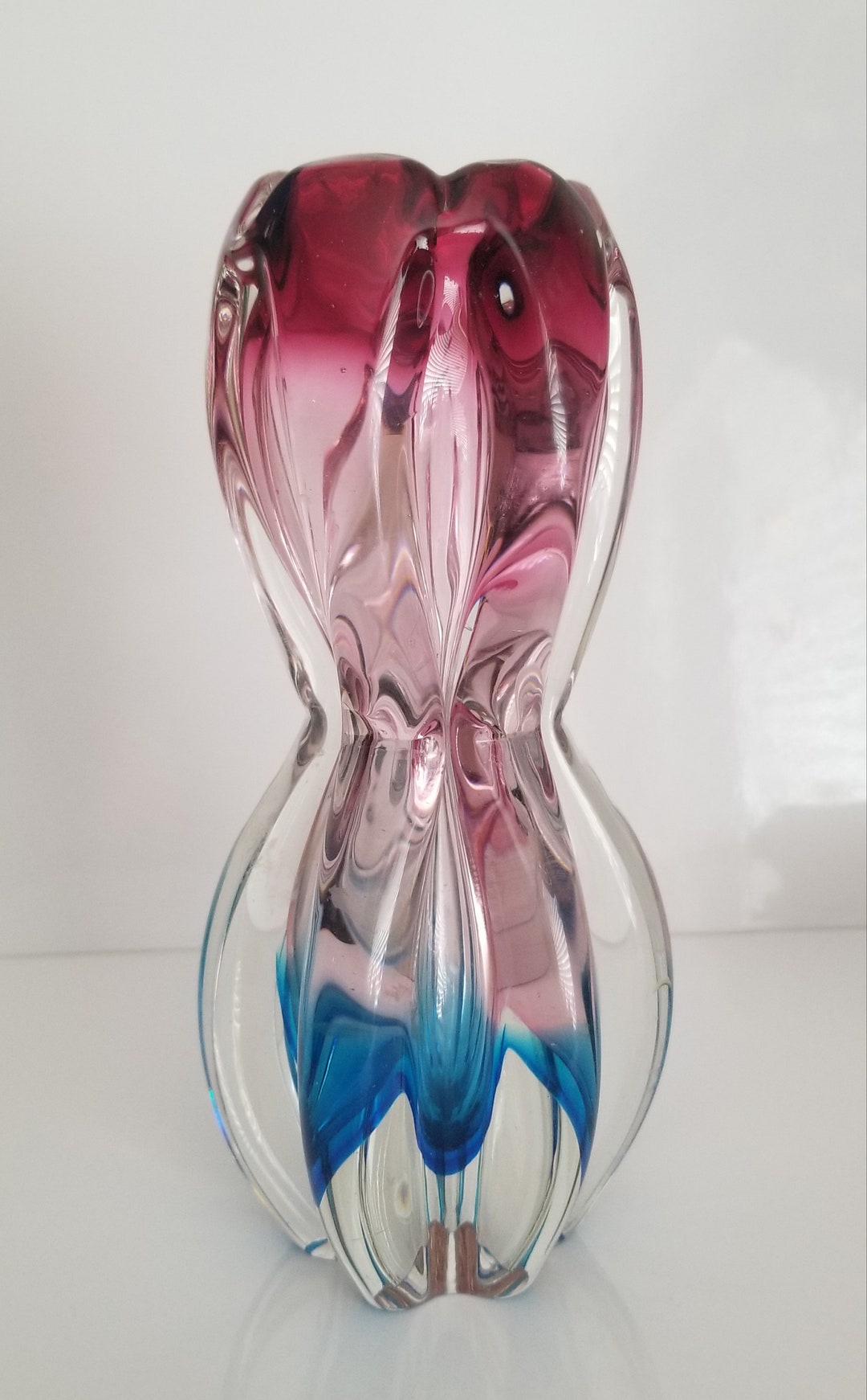 SANYU Glass (japan) Vintage Art Glass 9 Inch Vase in Excellent ...