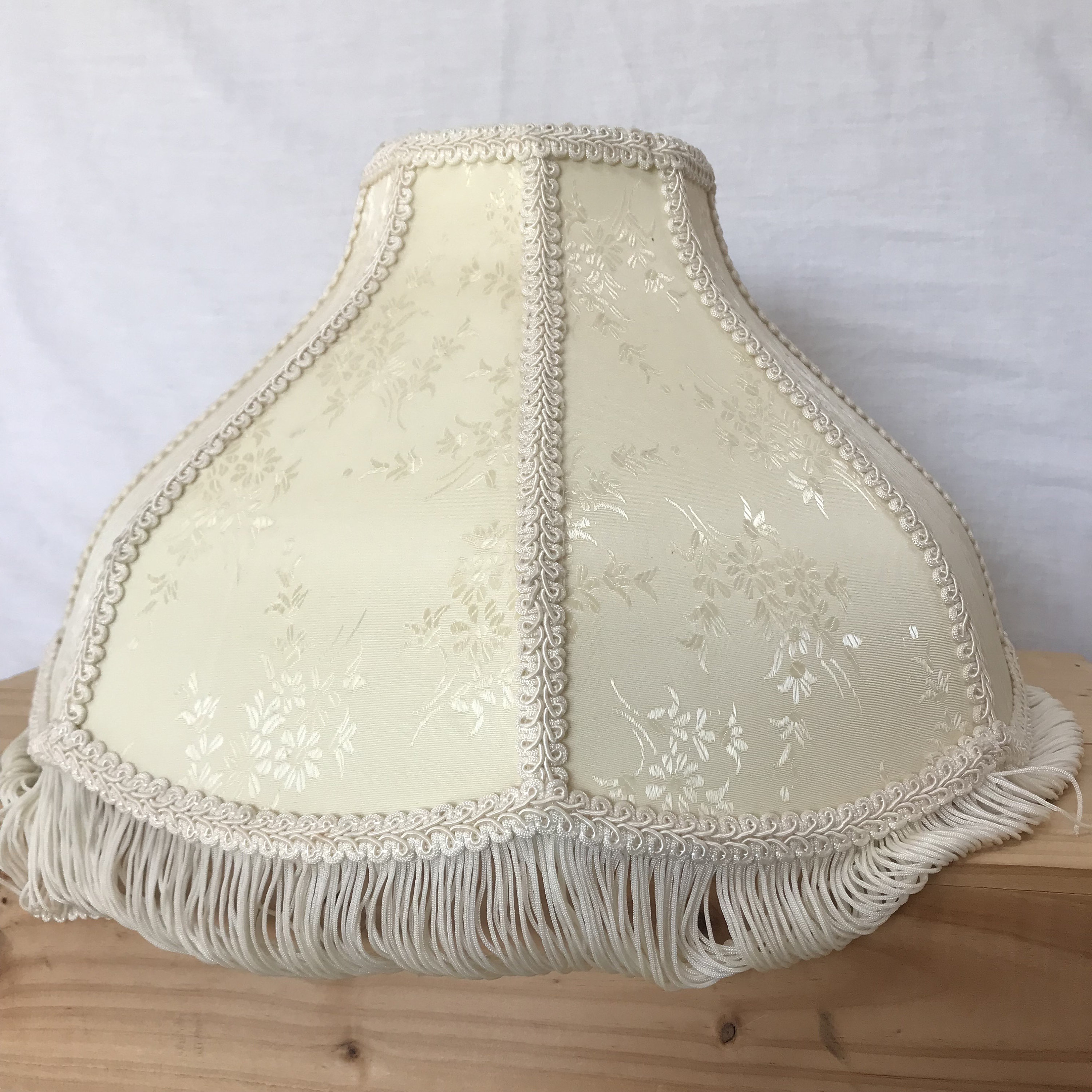 Vintage Victorian Scallop Lamp Shade Bell Lamp Shaped French - Etsy