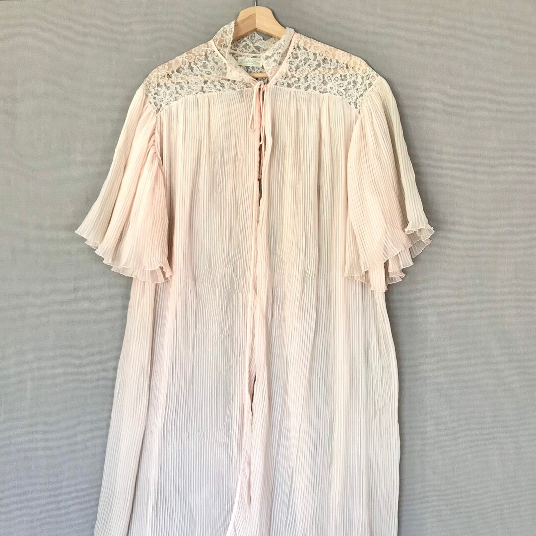 Vintage 1960s Pastel Pink Barbizon Nylon Robe Retro Mid Century Nightie ...