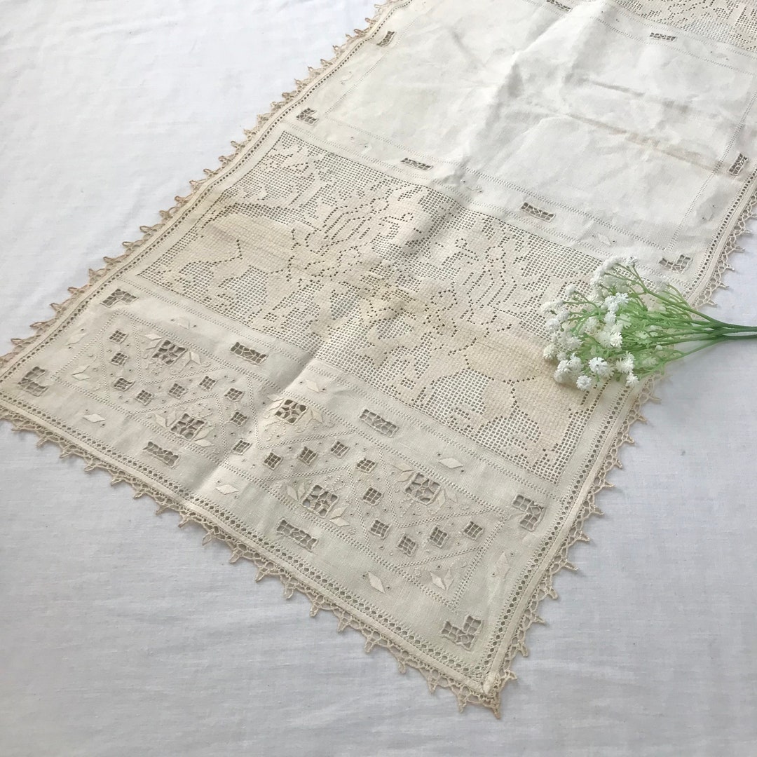 Vintage Lace Table Runner Topper Rectangle Floral Ornate Elephant ...