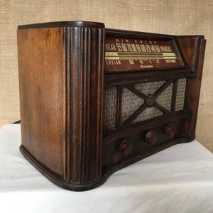 Vintage 1940s Air Chief Firestone Radio Art Deco Art Deco Antique ...