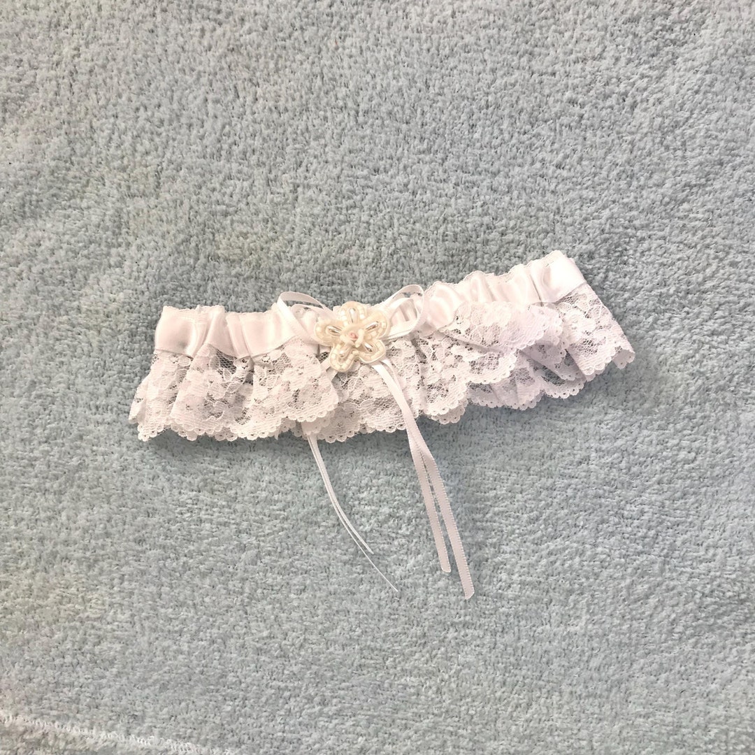 Vintage Victorian White Lace Garter Flower Sequin Rosette Rose Bud ...