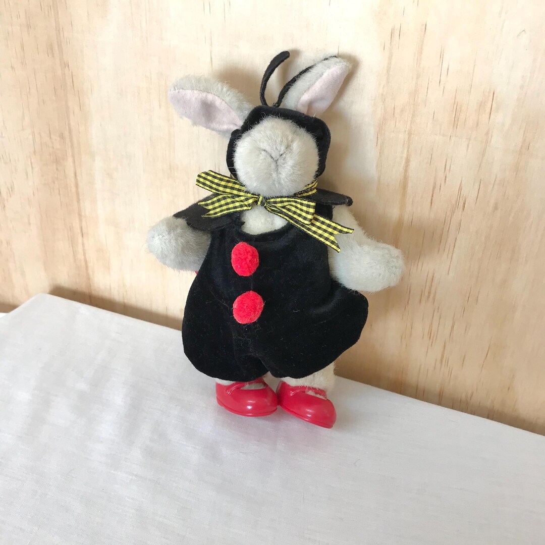 Vintage Hoppy Vanderhare Adorable Ladybug Rabbit Hoppy Vanderbear Taste ...