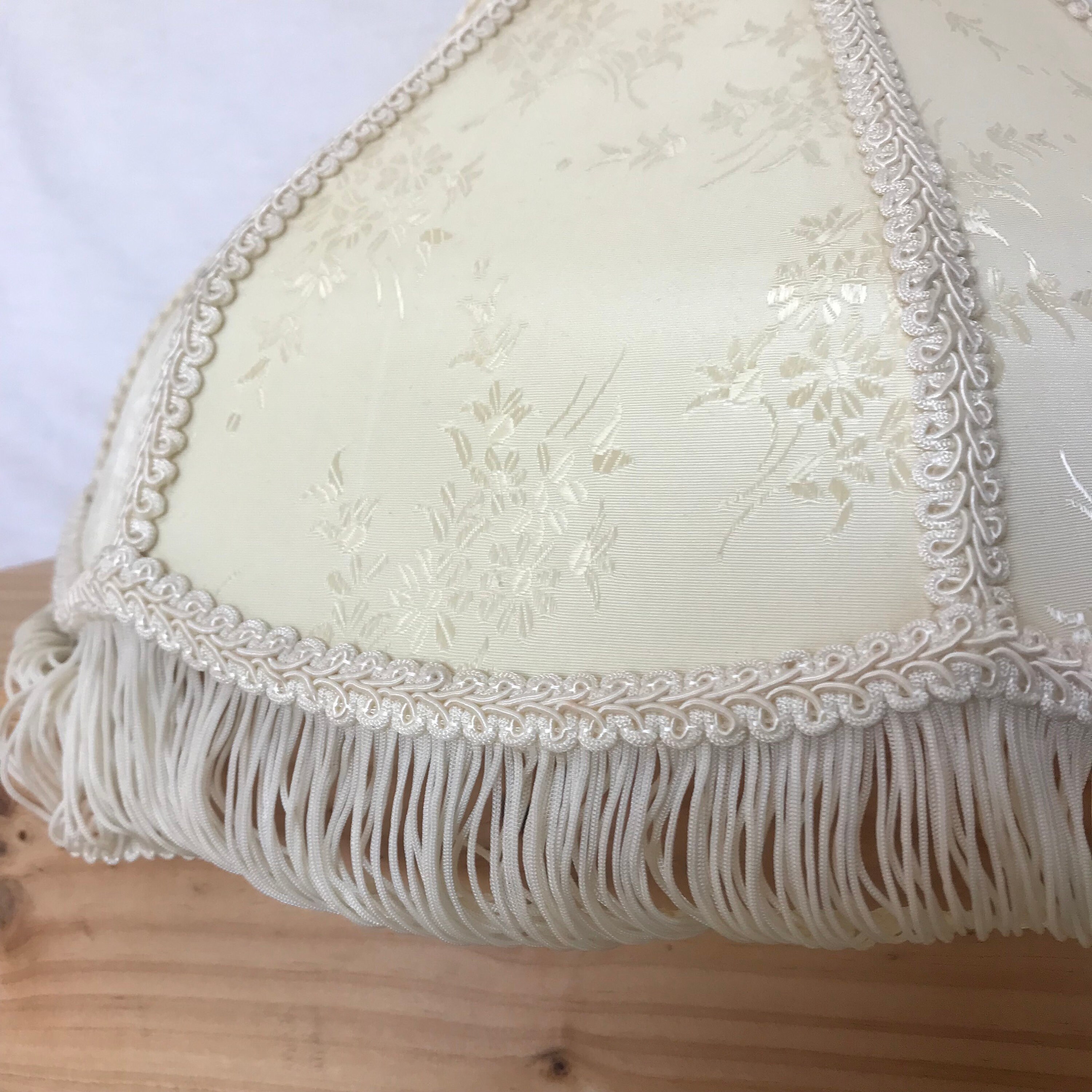 Vintage Victorian Scallop Lamp Shade Bell Lamp Shaped French - Etsy
