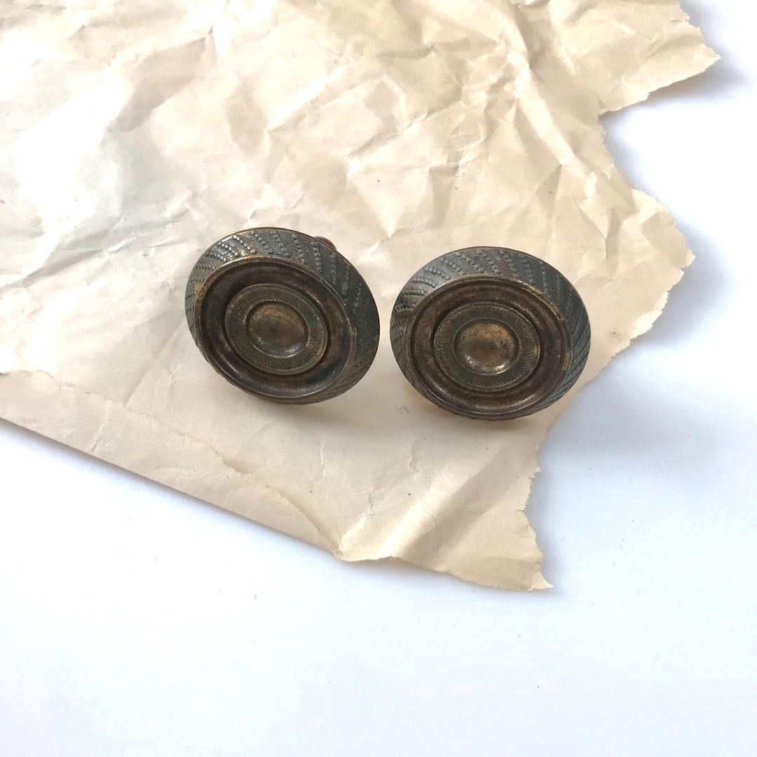 Set of 2 Cast Iron Button Knob Renaissance Round Knobs French Drawer ...