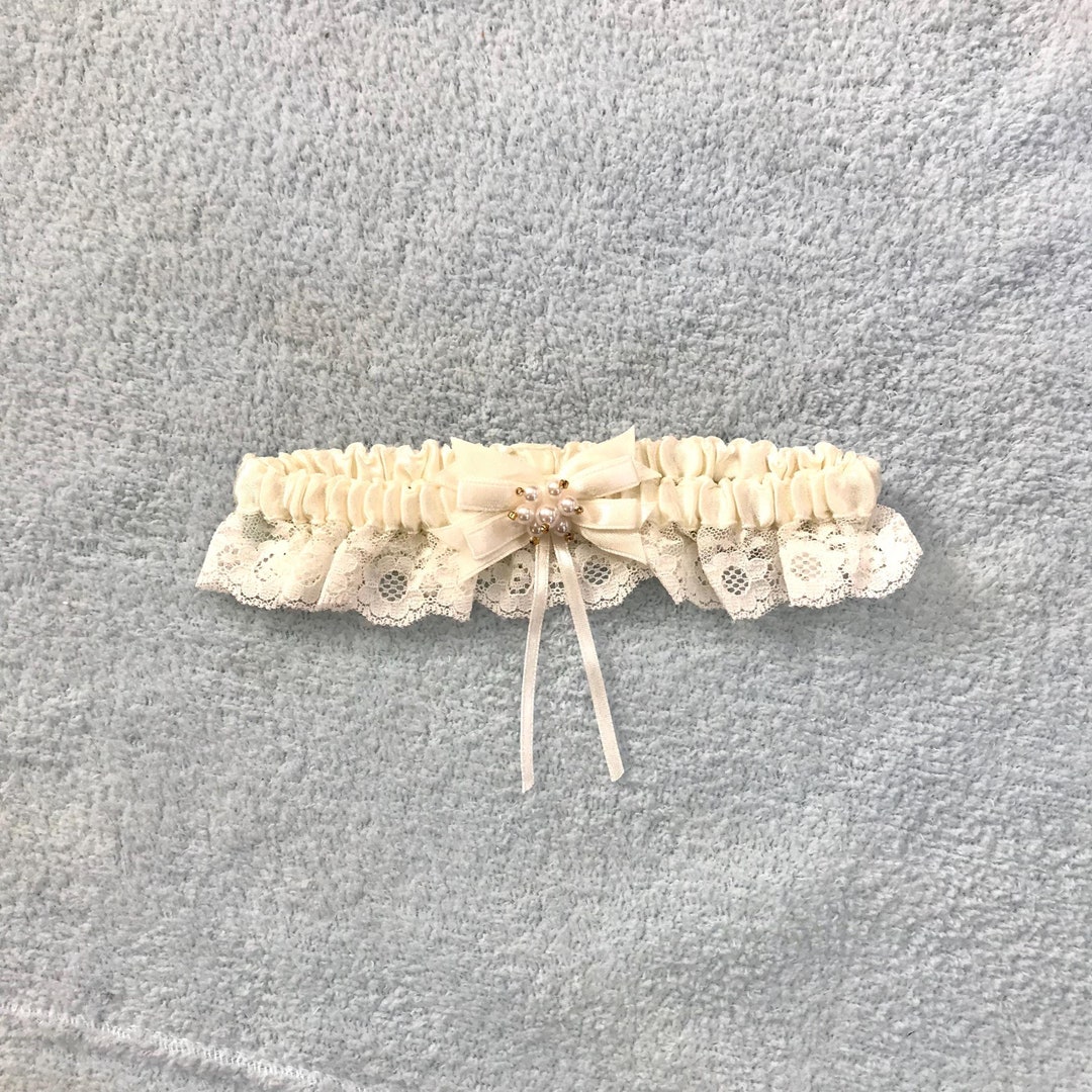 Vintage Victorian White Lace Garter Pearl Satin Ribbon Rosette Rose Bud ...