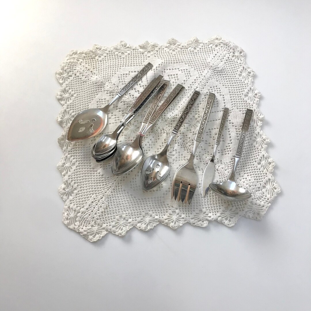 Vintage Set 12 Stainless Steel Oneida Spanish Court Spoon Mid Century ...
