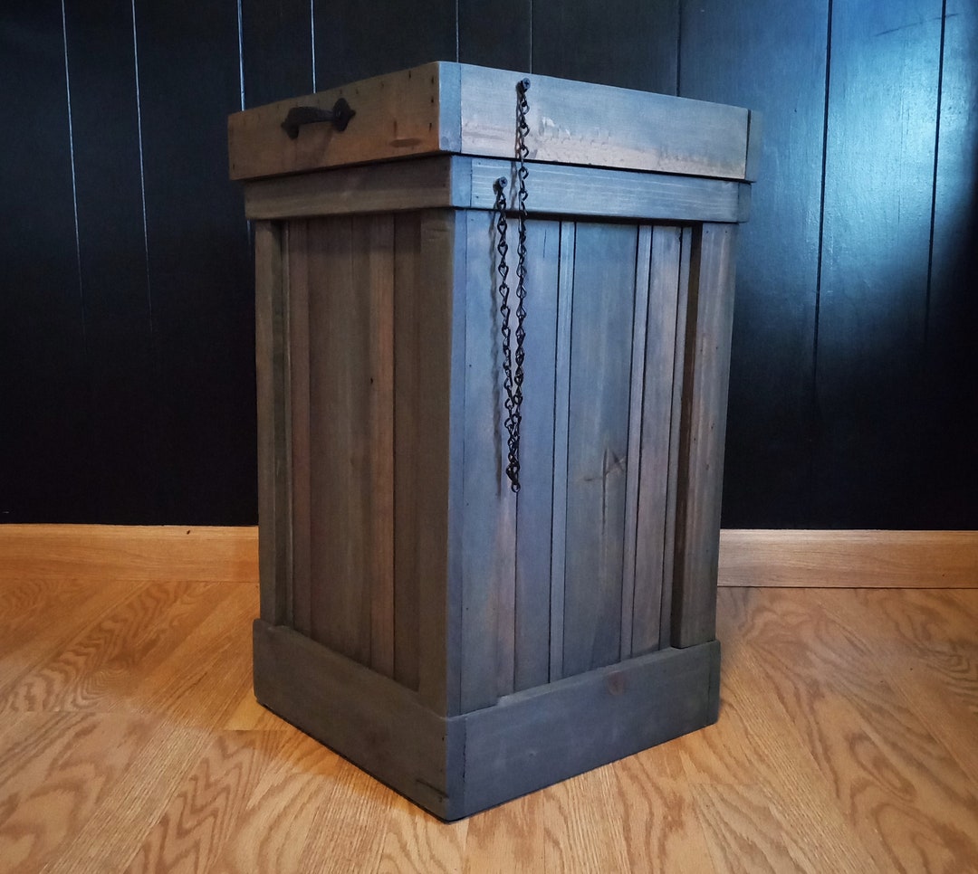 Farmhouse Trash Can, Kitchen Garbage Can, Rustic Trash Bin, Farmhouse ...