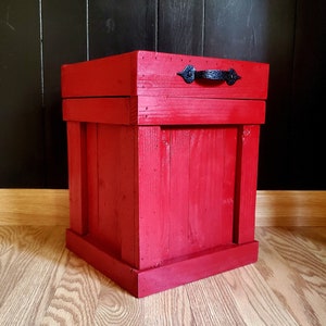 Red Trash Can, 4 Gallon Bin, Gothic Trash Bin, Gothic Bathroom Storage ...