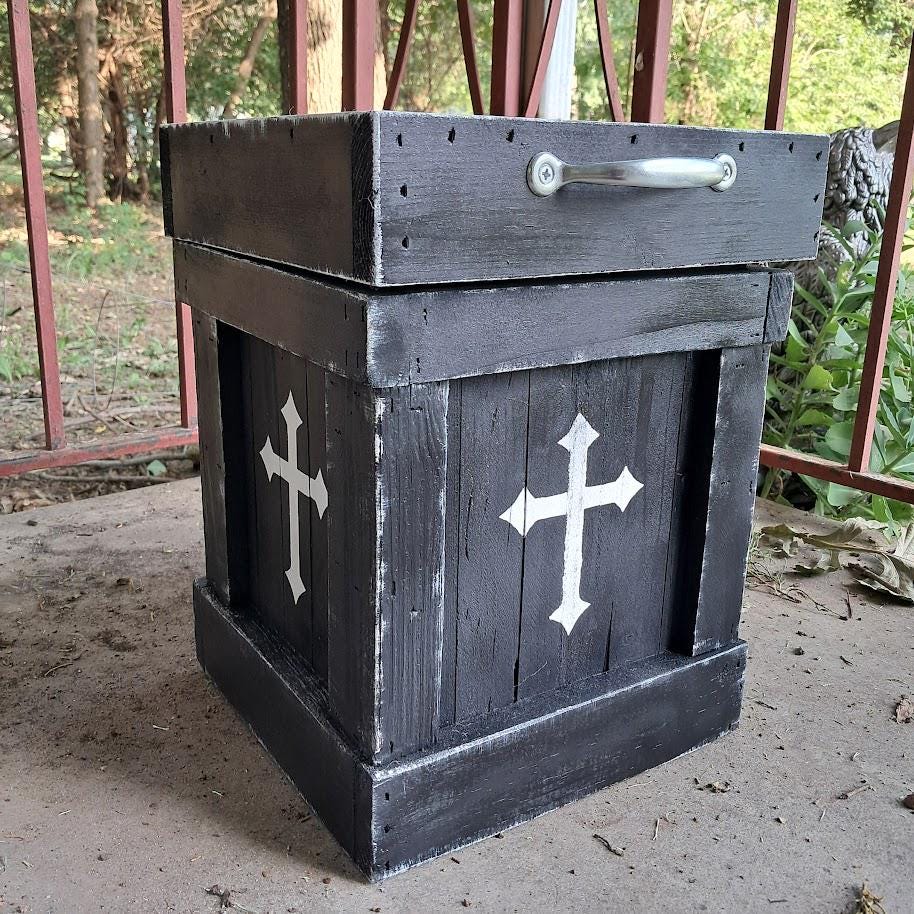 4 Gallon Gothic Style Wood Trash Can, Goth Bathroom, Waste Basket ...